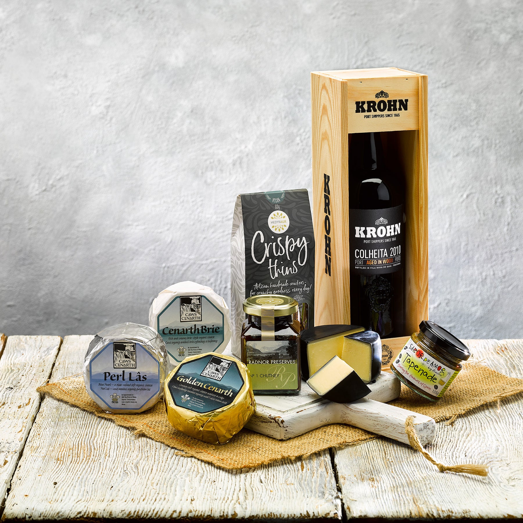Cheese Gift Hampers & Artisan Cheese Boxes - Caws Cenarth
